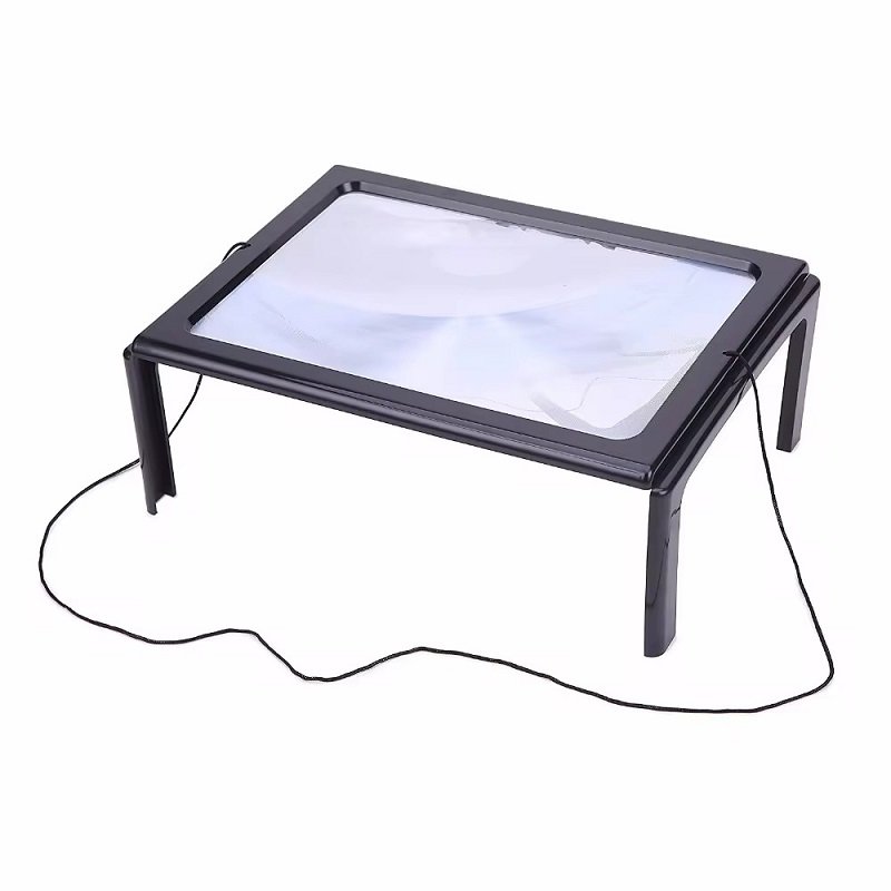 Lupa De Mesa Con Aumento Y Luz Fresnel Cod250125 - Camponac S.A.